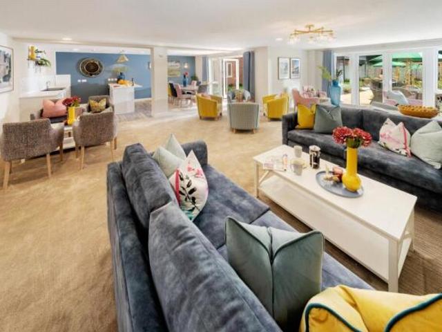2 bedroom apartment for rent in Mill Road, Dunton Green, Sevenoaks, Kent, TN13