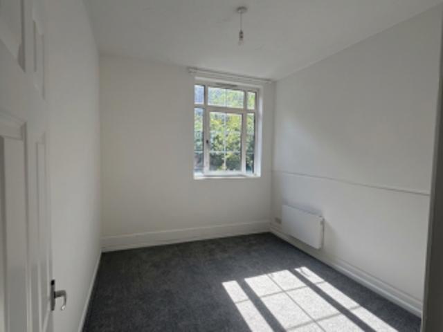 2 bedroom apartment for rent in Millbrook Road East, Southampton, SO15
