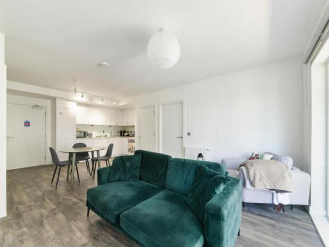 2 bedroom apartment for rent in Millet Place, Pontoon Dock London E16