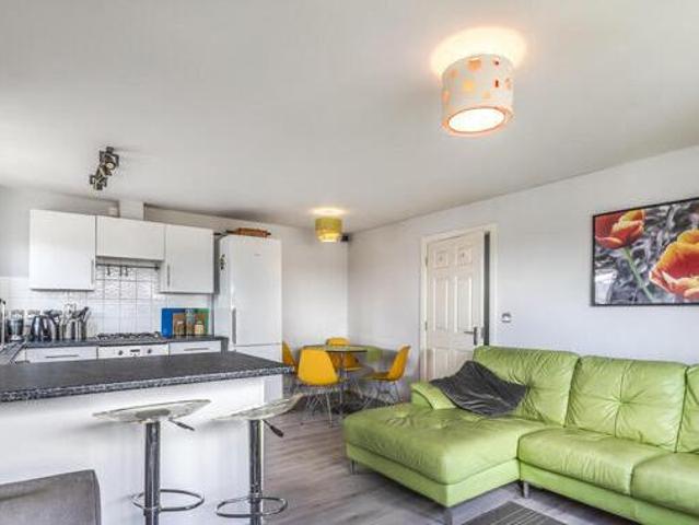 2 Bedroom Apartment For Rent In Milton Road