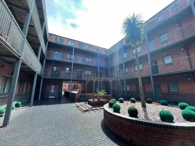 2 bedroom apartment for rent in Mint Drive, Birmingham, B18
