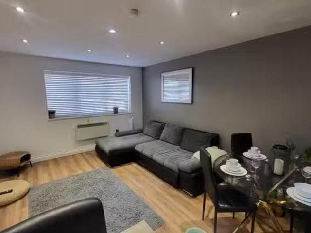 2 bedroom apartment for rent in Mint Drive, Birmingham, B18 6.
