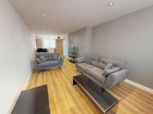 2 bedroom apartment for rent in Mint Drive, Hockley, B18