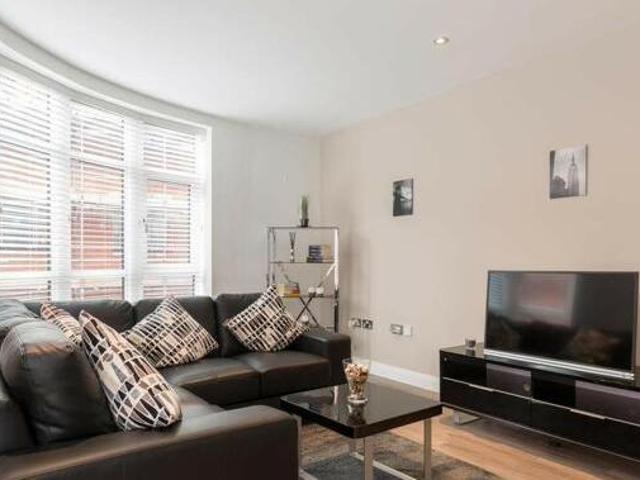 2 Bedroom Apartment For Rent In Mint Drive, Jewellery Quarter