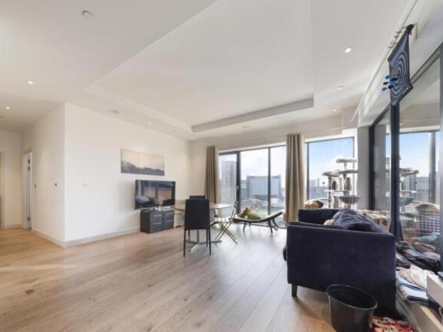 2 bedroom apartment for rent in Modena House, Lyell Street, London, E14