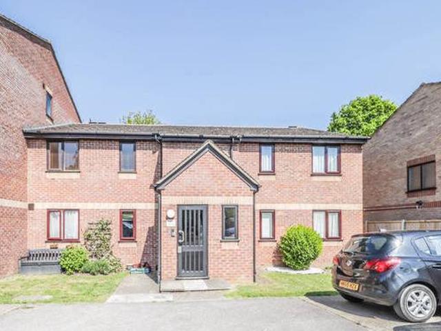 2 bedroom apartment for rent in Moorymead Close Watton At Stone SG14
