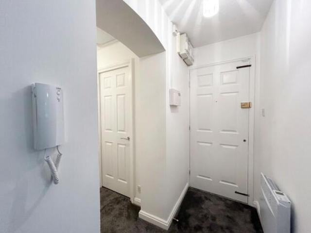 2 bedroom apartment for rent in Monroe Close, Flynn Court, M6