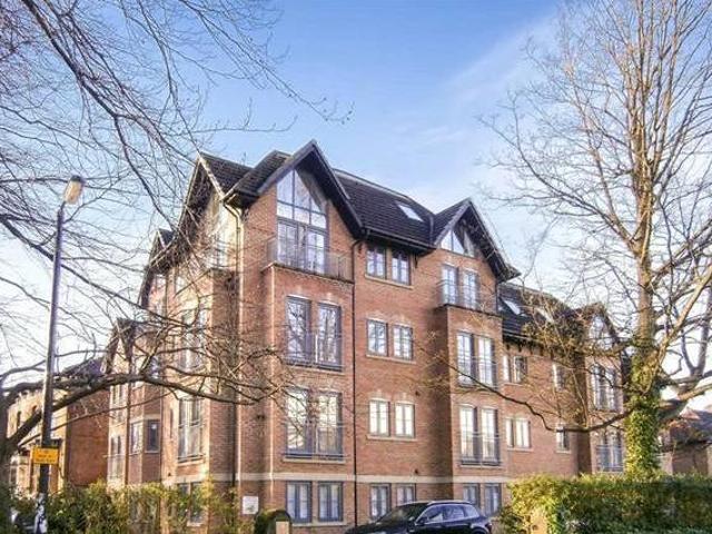 2 bedroom apartment for rent in Montague Road Sale Cheshire M33