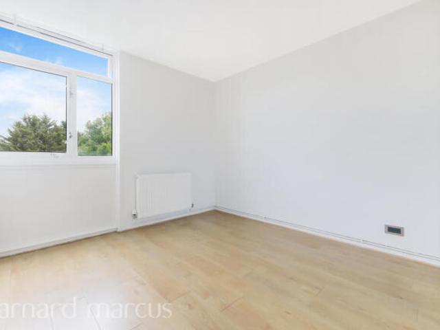 2 bedroom apartment for rent in Montfort Place, SW19