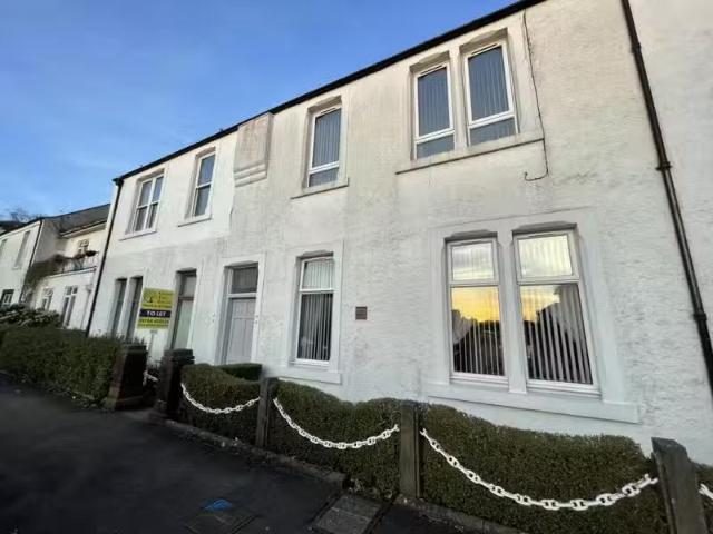 2 bedroom apartment for rent in Moss Road, Tillicoultry, FK13