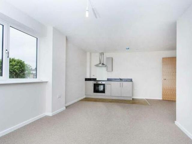 2 Bedroom Apartment For Rent In Morley