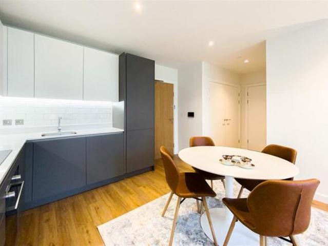 2 bedroom apartment for rent in Mount Yard, Meadowside, M4
