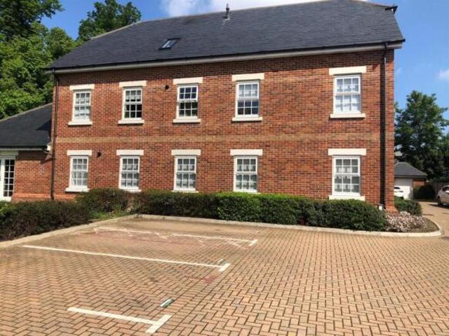 2 bedroom apartment for rent in Napsbury Park, London Colney, AL2