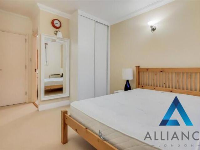 2 bedroom apartment for rent in Narrow Street, London, E14