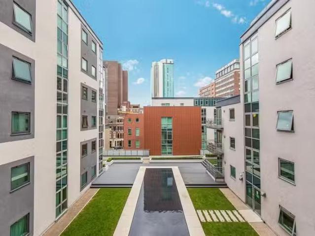 2 bedroom apartment for rent in Navigation Street, Birmingham.