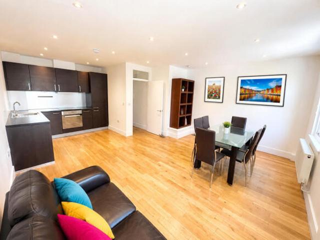 2 bedroom apartment for rent in Navigator Square, N19