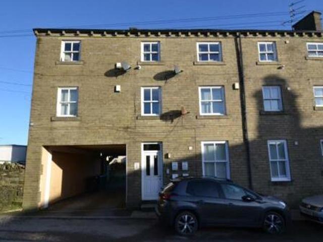 2 Bedroom Apartment For Rent In Nelson Street, Queensbury