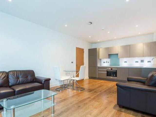 2 Bedroom Apartment For Rent In New Village Avenue, London