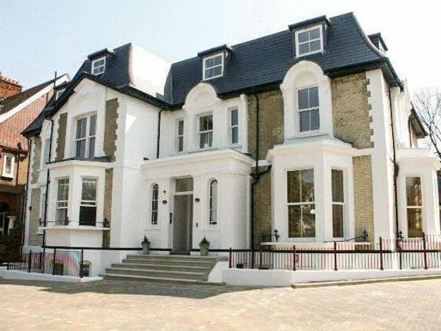 2 Bedroom Apartment For Rent In New Barnet, Hertfordshire