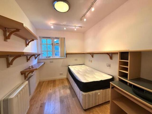 2 bedroom apartment for rent in New Bridge Street, Exeter, EX4