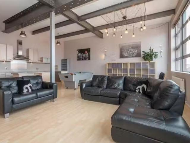 2 bedroom apartment for rent in New Hampton Lofts, Great Hampt.