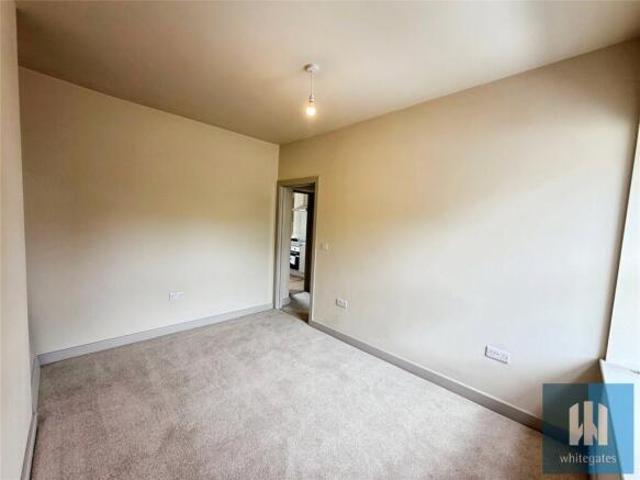 2 bedroom apartment for rent in New Hey Road, Huddersfield, HD3