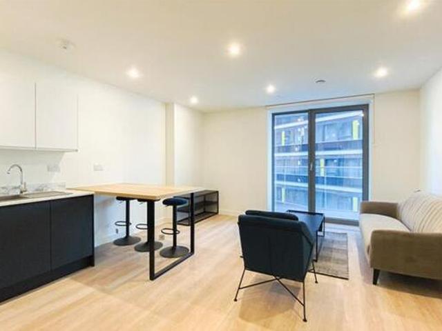 2 Bedroom Apartment For Rent In New Kings Head Yard