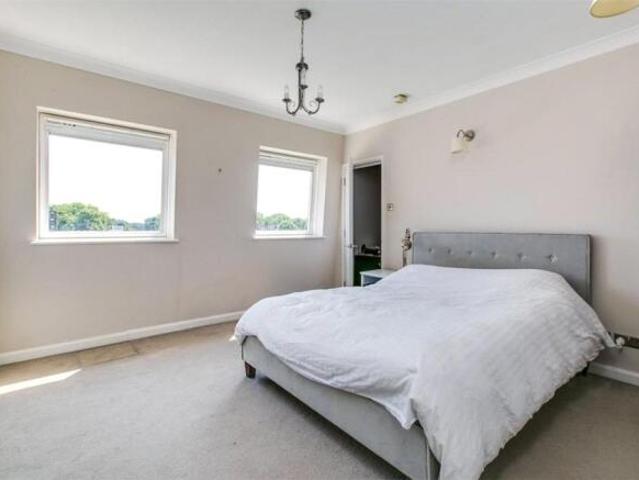 2 bedroom apartment for rent in New Kings Road, London, SW6