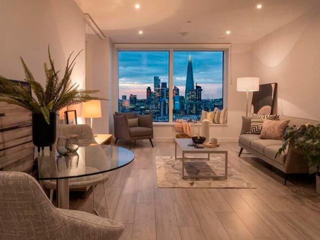 2 bedroom apartment for rent in New Lion Way, London, SE17