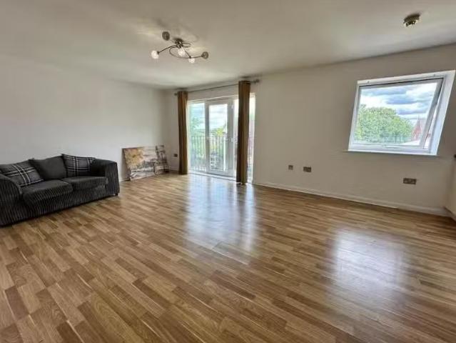 2 bedroom apartment for rent in New Meeting Street, Oldbury, B69