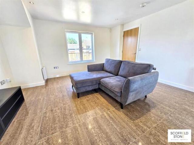 2 bedroom apartment for rent in New Orchard Place, Mickleover, Derby, DE3