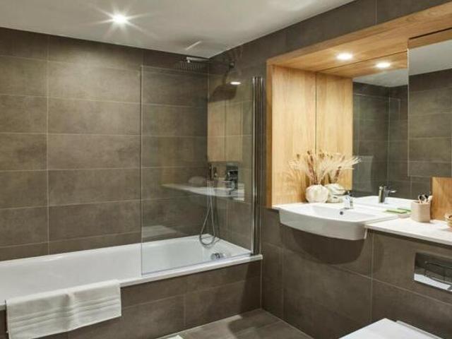2 Bedroom Apartment For Rent In Nine Elms