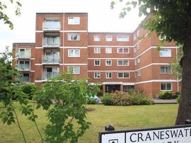 2 bedroom apartment for rent in Norman Court Craneswater Park PO4