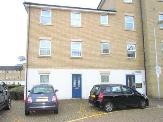 2 bedroom apartment for rent in Norfolk Court Norwich Crescent Chadwell Heath Romford RM6