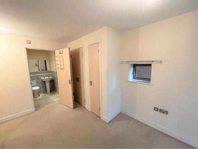 2 bedroom apartment for rent in North Point, Gloucester Docks, GL1