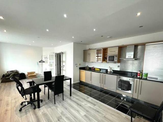 2 Bedroom Apartment For Rent In North Street