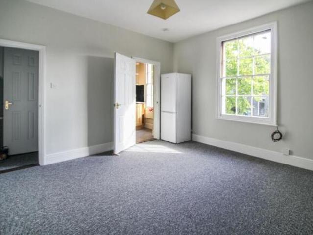 2 bedroom apartment for rent in Norwich Road, Ipswich, IP1