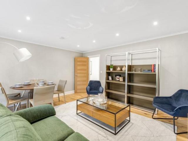 2 bedroom apartment for rent in Nottingham Terrace, Marylebone, London, NW1