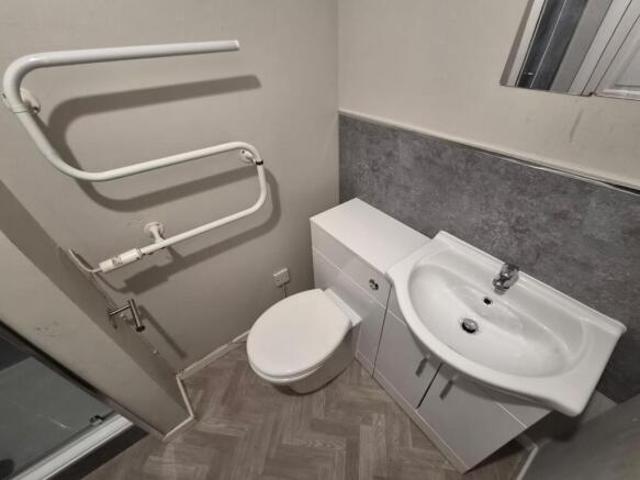 2 bedroom apartment for rent in Otago, Glasgow, G12 8PQ, G12