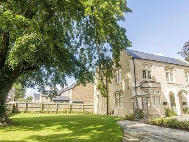 2 Bedroom Apartment For Rent In Oundle