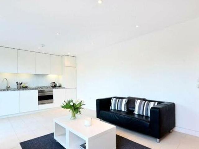 2 Bedroom Apartment For Rent In Oval Road, Camden