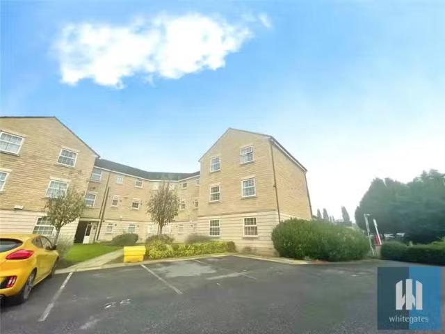 2 bedroom apartment for rent in Oxley Road, Ferndale, Huddersf.