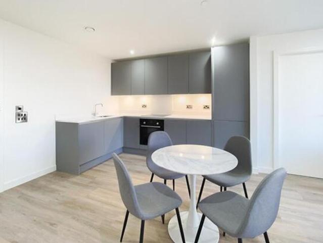 2 bedroom apartment for rent in Oxygen, M1