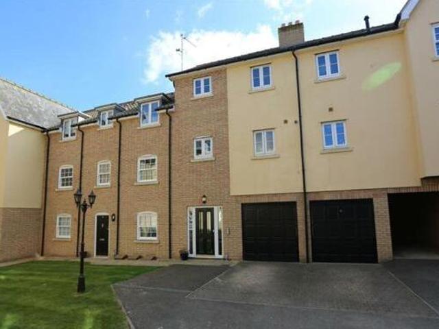 2 Bedroom Apartment For Rent In Off Broad Street