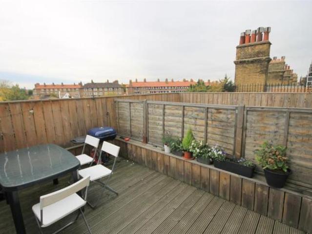 2 bedroom apartment for rent in Old Kent Road, Peckham, SE15