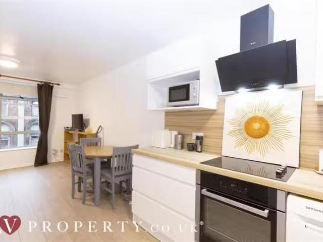 2 bedroom apartment for rent in Old Snow Hill, Birmingham, Wes.