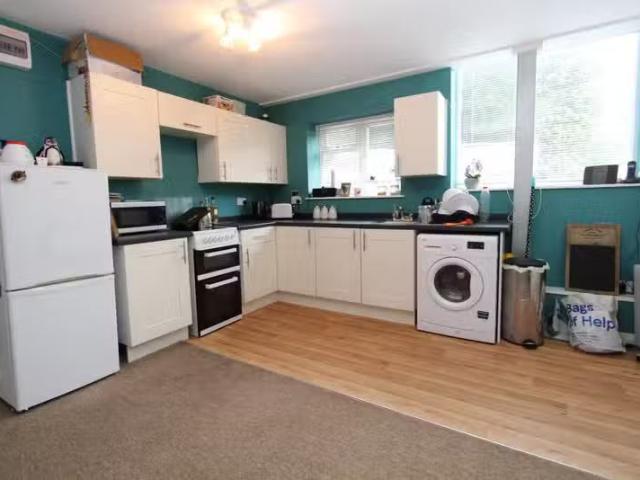 2 bedroom apartment for rent in Old Stables, Concorde House, L.