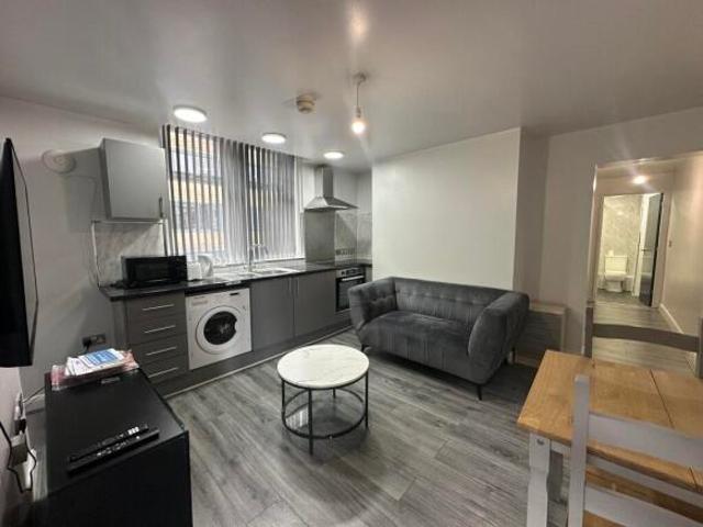 2 bedroom apartment for rent in Oldgate, HUDDERSFIELD, HD1