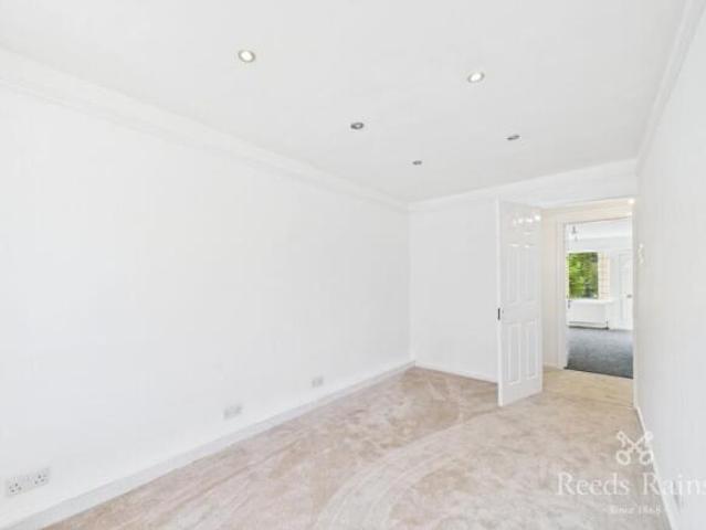 2 bedroom apartment for rent in Olivet Road, Sheffield, S8