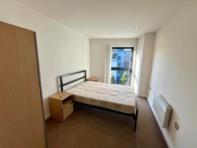 2 bedroom apartment for rent in One Brewery Wharf City Centre Parking Included, LS10